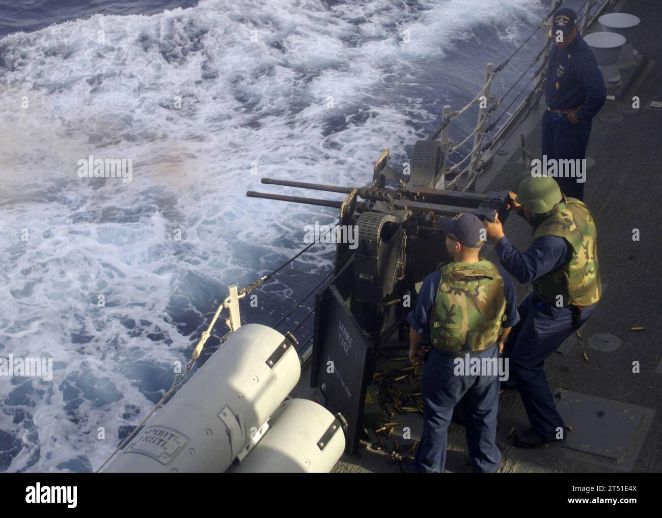 .50-caliber machine gun, Guided-Missile Destroyer, navy, people ...