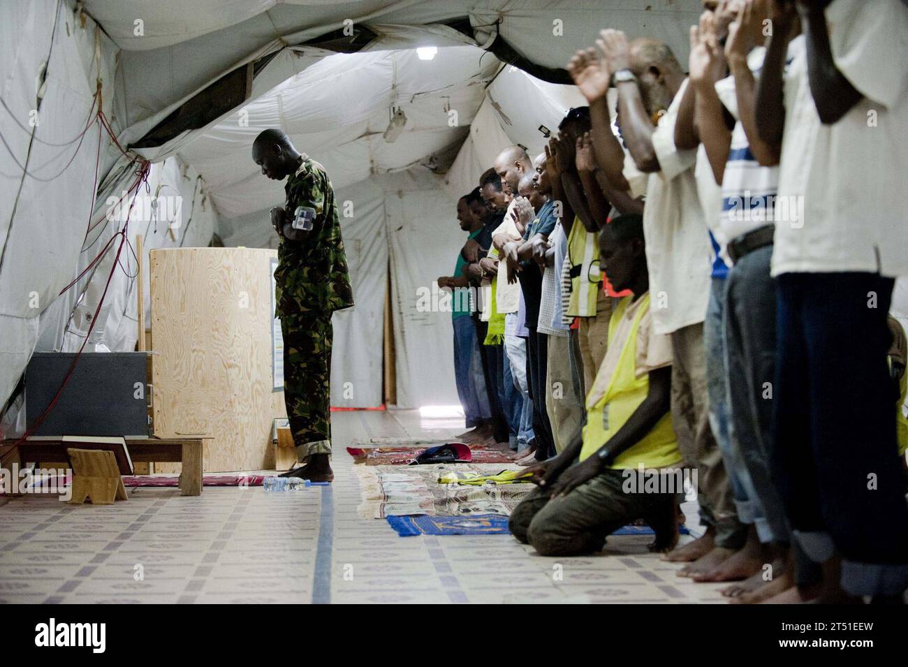 Kenyan army hi-res stock photography and images - Alamy