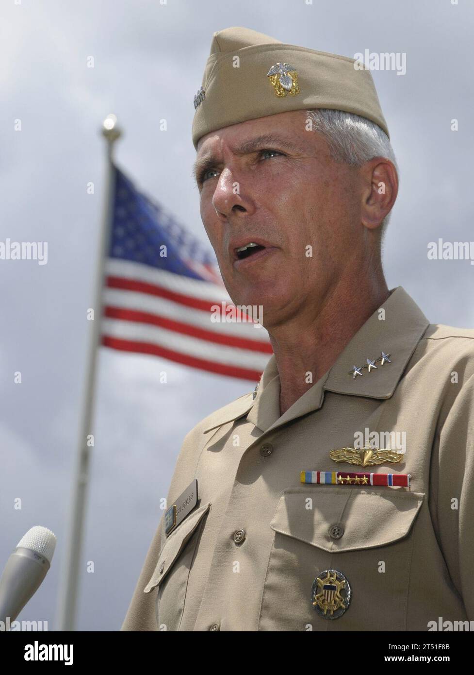 Vice adm samuel j locklear hi-res stock photography and images - Alamy