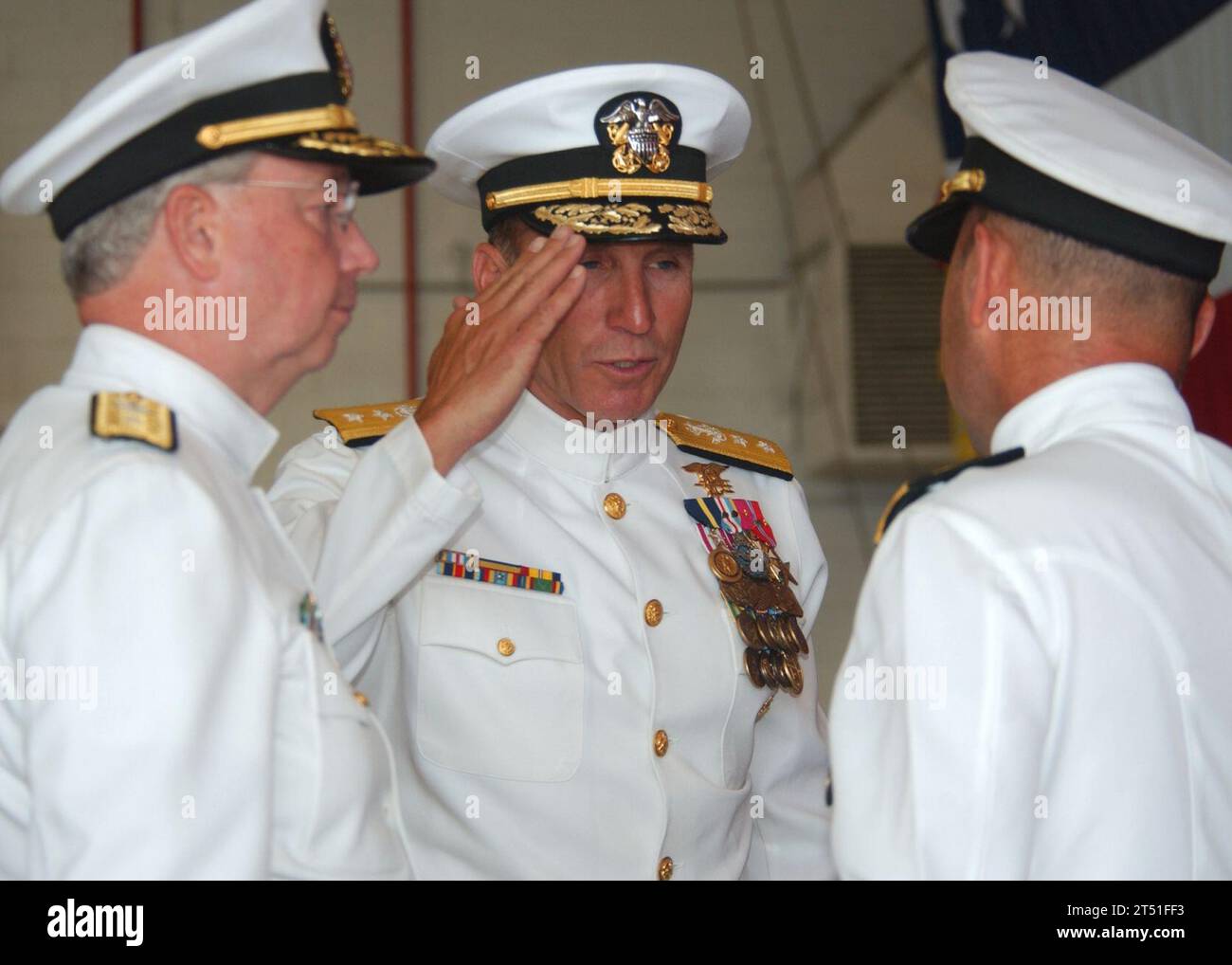 0807123285B-049 MAYPORT, Fla. (July 12, 2008) Adm. James Stavridis ...