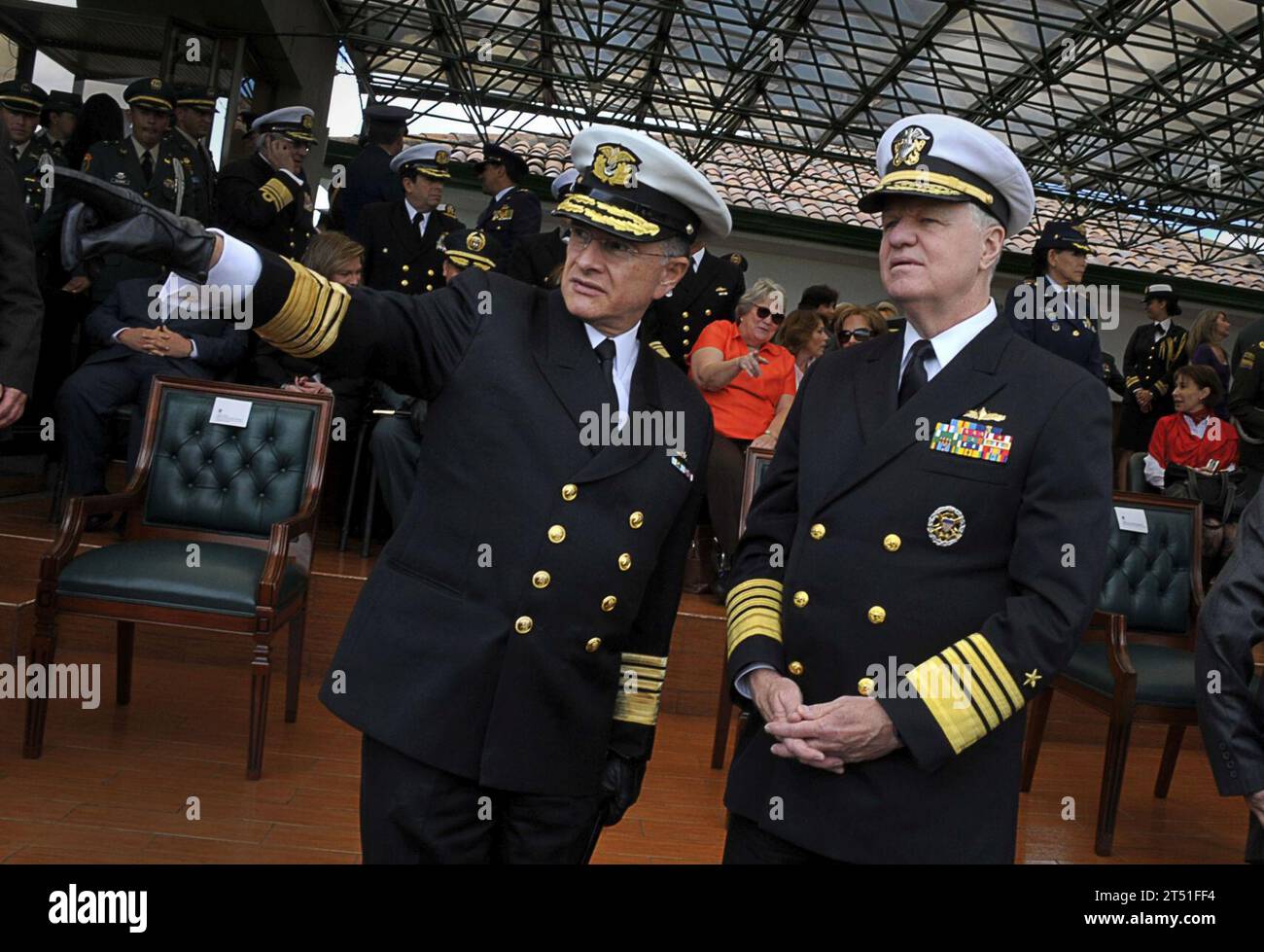 0912038273J-061 BOGOTA (Dec. 3, 2009) Chief of Naval Operations (CNO ...