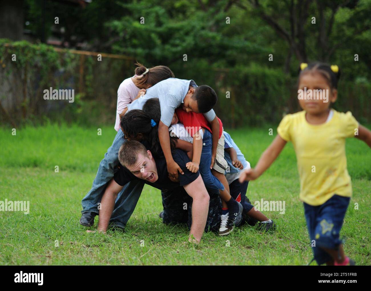 4th Fleet, Comfort (T-AH 20), Continuing Promise 2011, dental, hospital ...