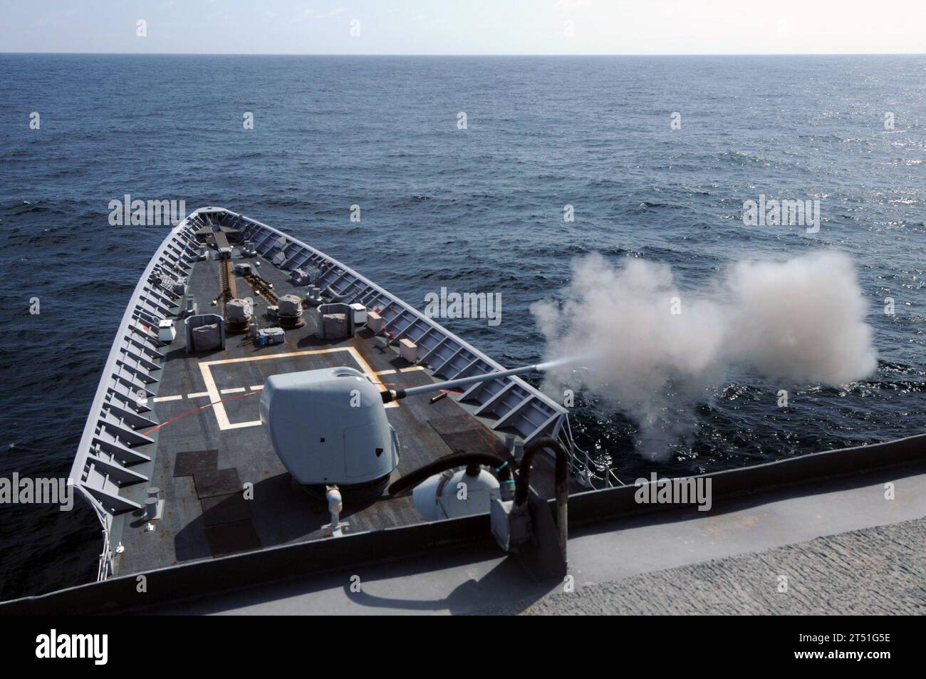 110503AE328-023 PACIFIC OCEAN (May 3, 2011) The guided-missile cruiser ...