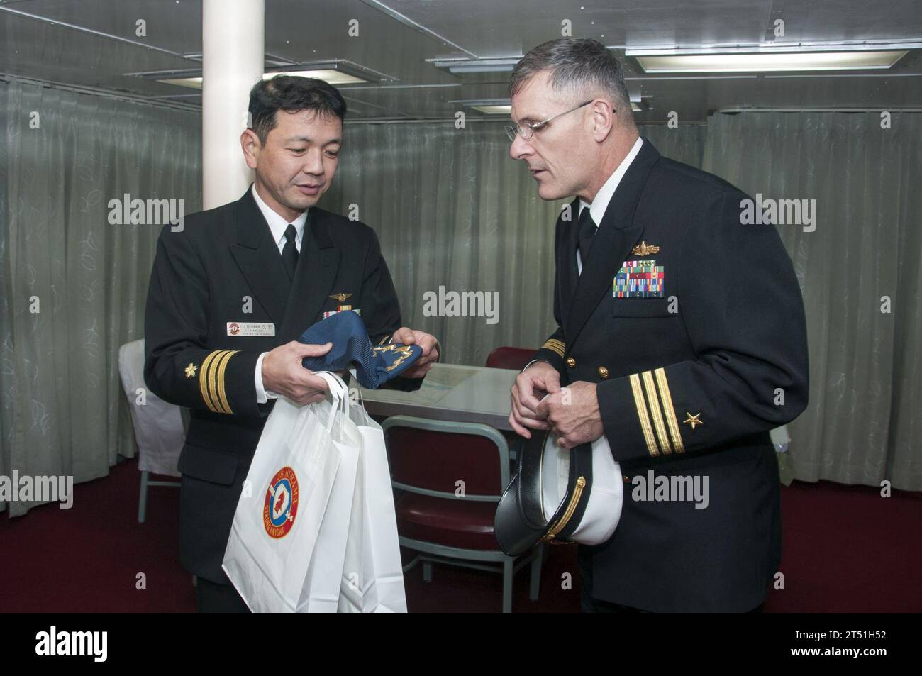 151218RU971-220 SASEBO, Japan (Dec. 18, 2015) – Cmdr. Shin Makino ...