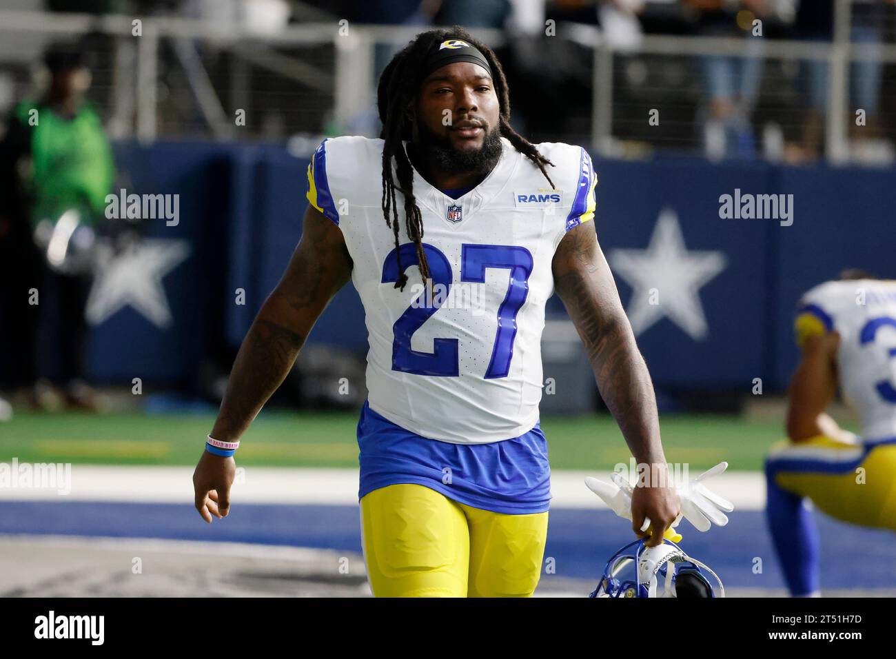 Los Angeles Rams running back Darrell Henderson Jr. (27) walks onto the ...