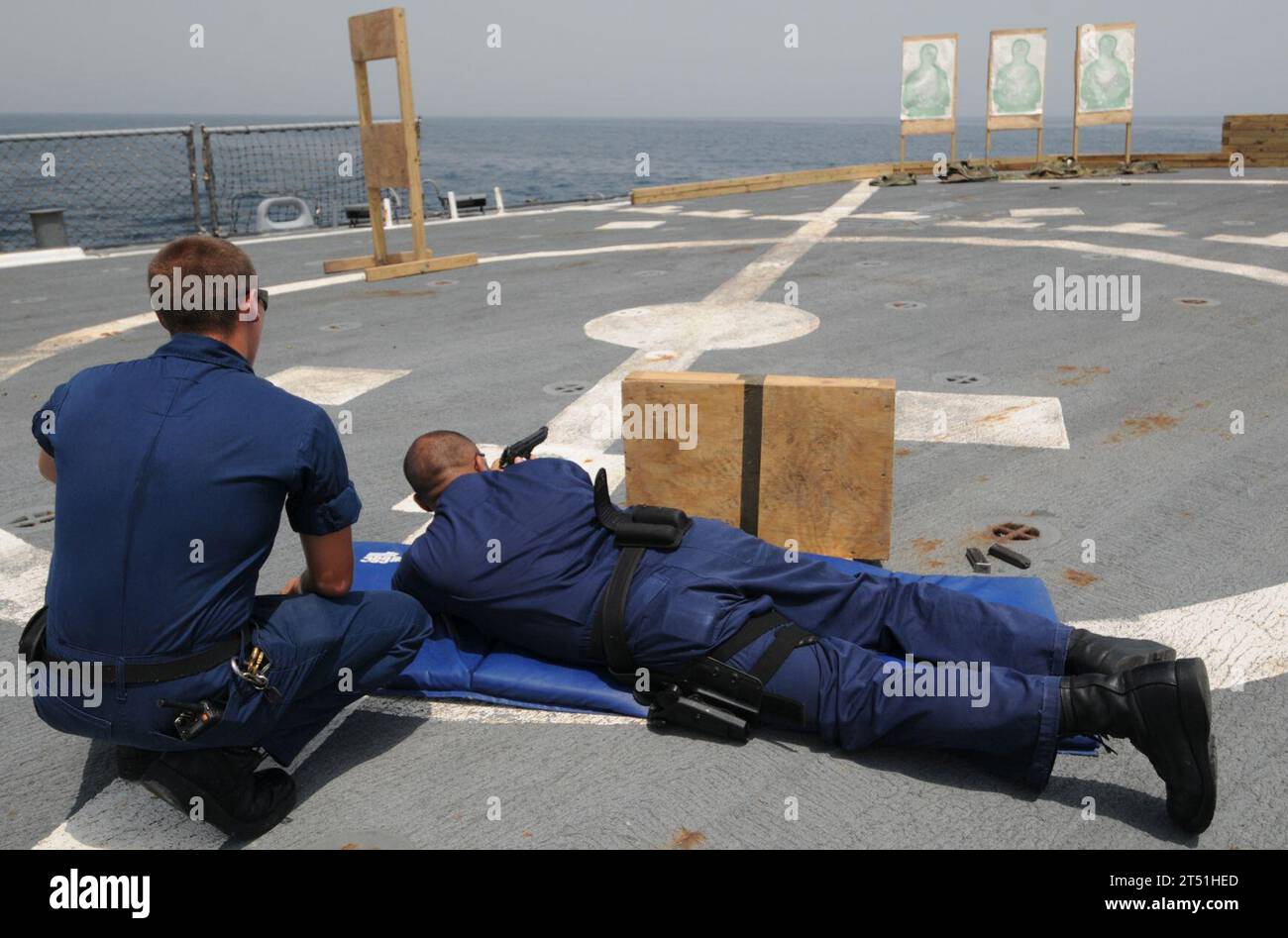 9 mm, DDG 57, Deven B. King, flight deck, Guided-Missile Destroyer ...