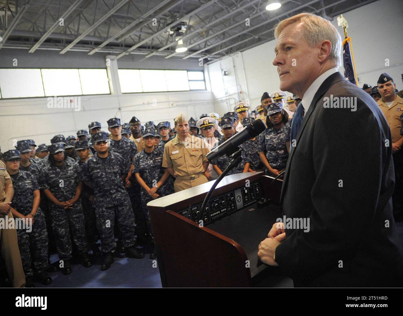 110910ZZ999-001 NEW YORK (Sept. 10, 2011) Secretary of the Navy (SECNAV ...