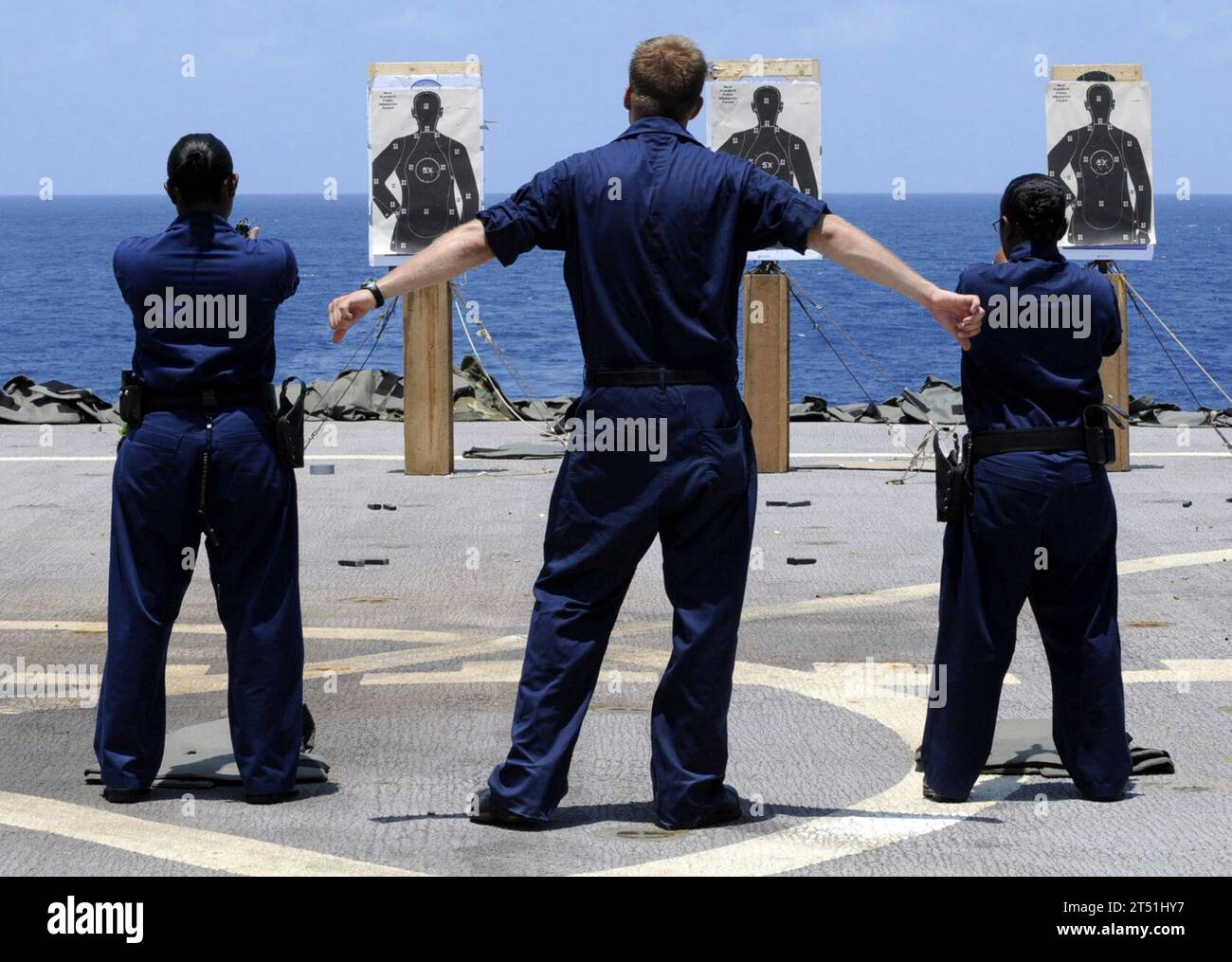 9mm weapons, amphibious command ship, pistol, qualification, target ...