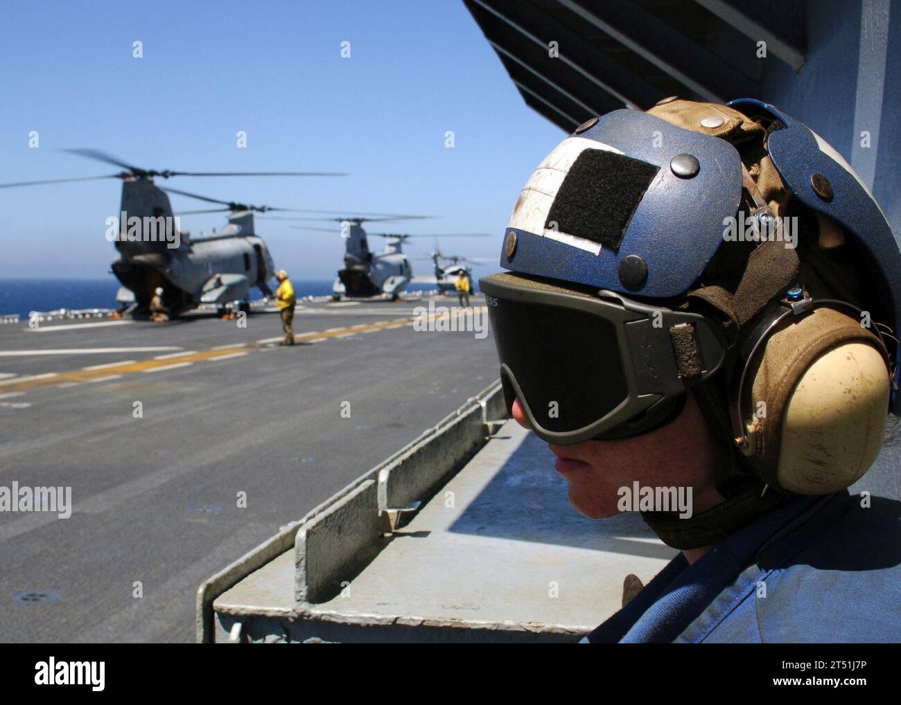 11th Marine Expeditionary Unit, amphibious assault ship USS Tarawa (LHA ...