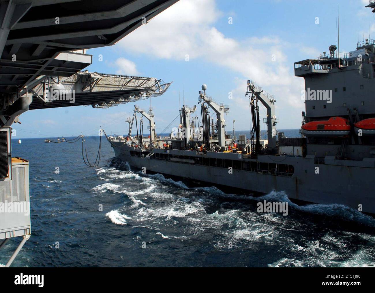 0911265148B-046 GULF OF ADEN (Nov. 26, 2009) The Amphibious assault ...