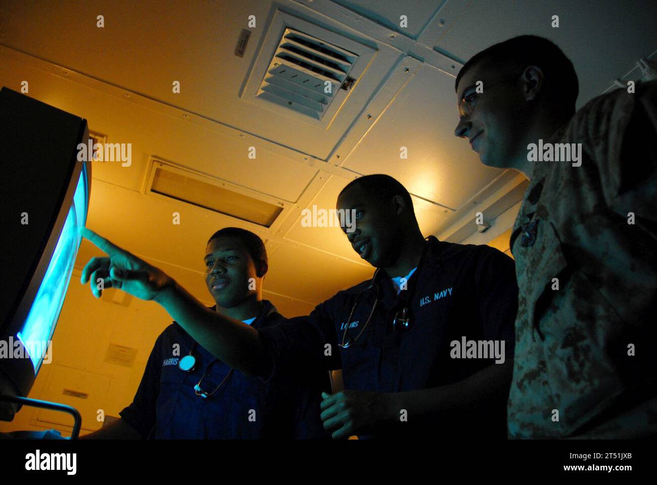 15th Marine Expeditionary Unit (Special Operations Capable), amphibious ...