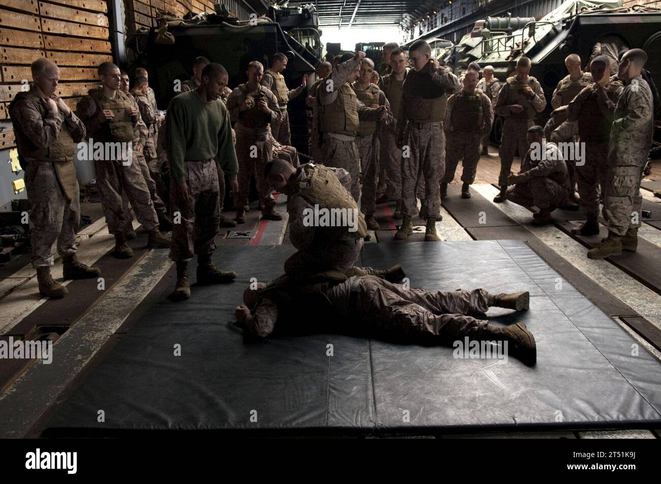 Arm takedown movements hi-res stock photography and images - Alamy