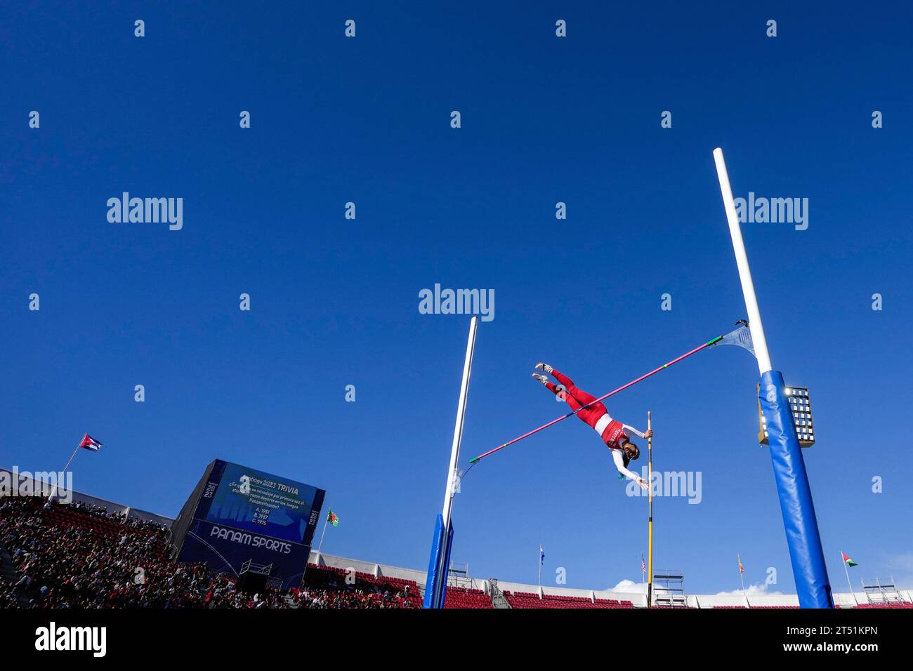 Puerto Rico's Viviana del Mar Quintana cometes in the women's pole ...