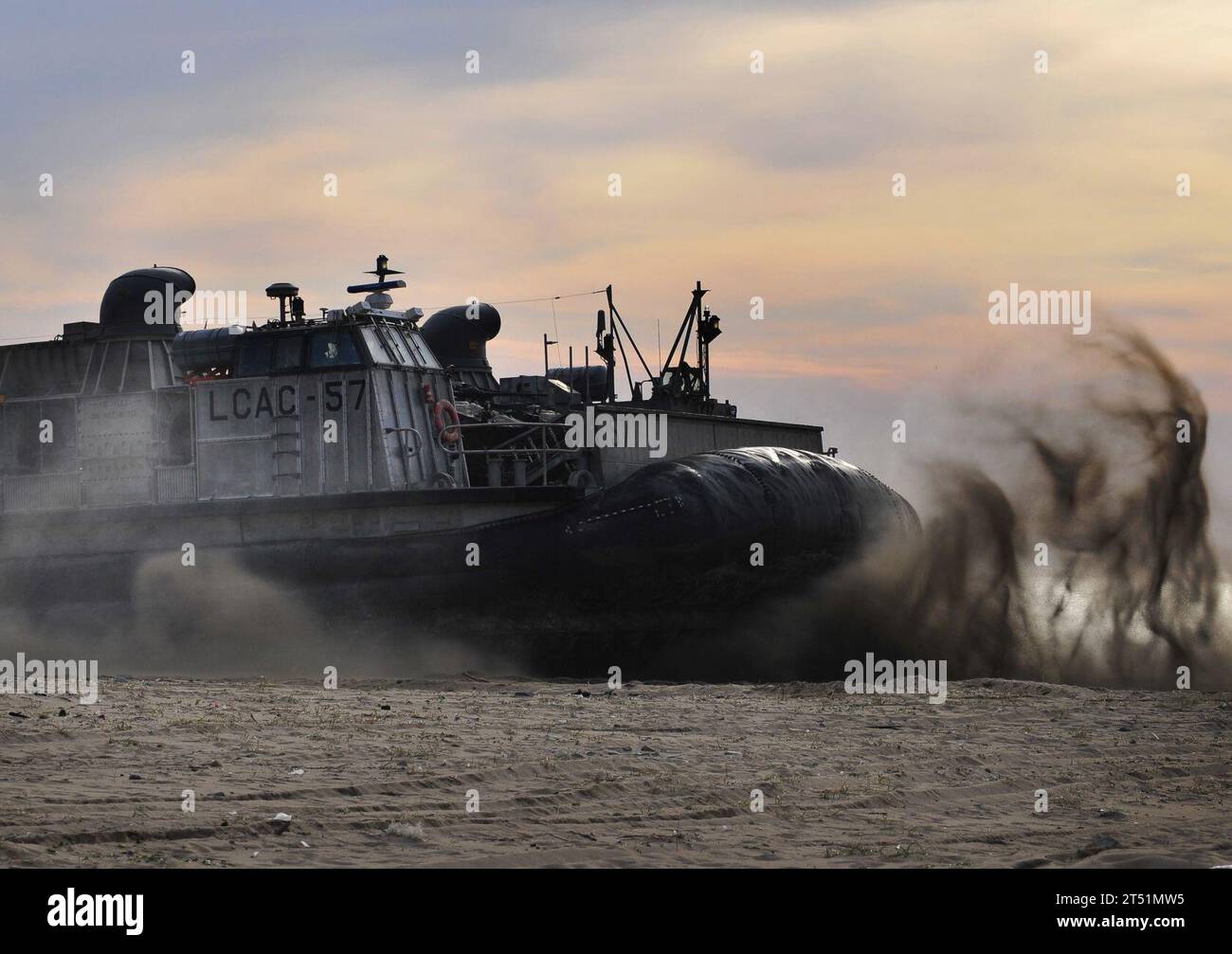 31st MEU, amphibious, Assault Craft Unit (ACU) 5, Denver Amphibious ...