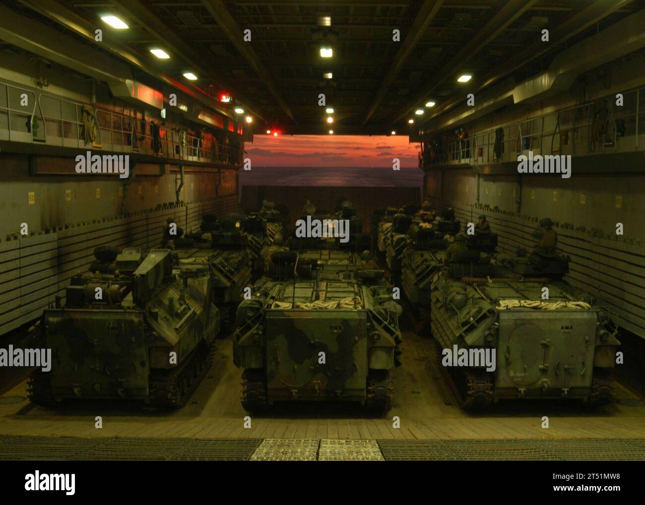 31st MEU, amphibious, Assault Craft Unit (ACU) 5, Denver Amphibious ...