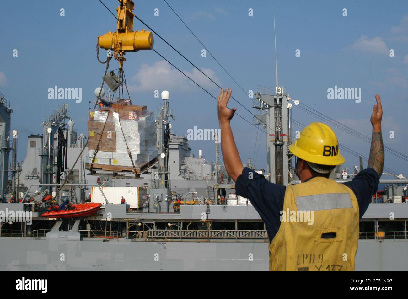 31st MEU, Forward Deployed, LPD 9, Marines, Sailors, supplies, USS ...