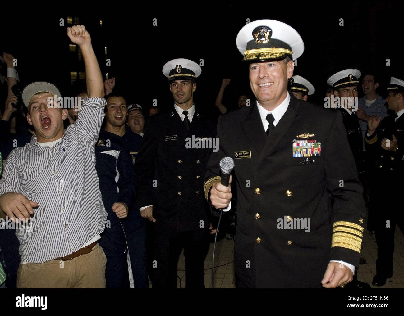 0711035215E-398 ANNAPOLIS, Md. (Nov. 3, 2007) - Naval Academy ...