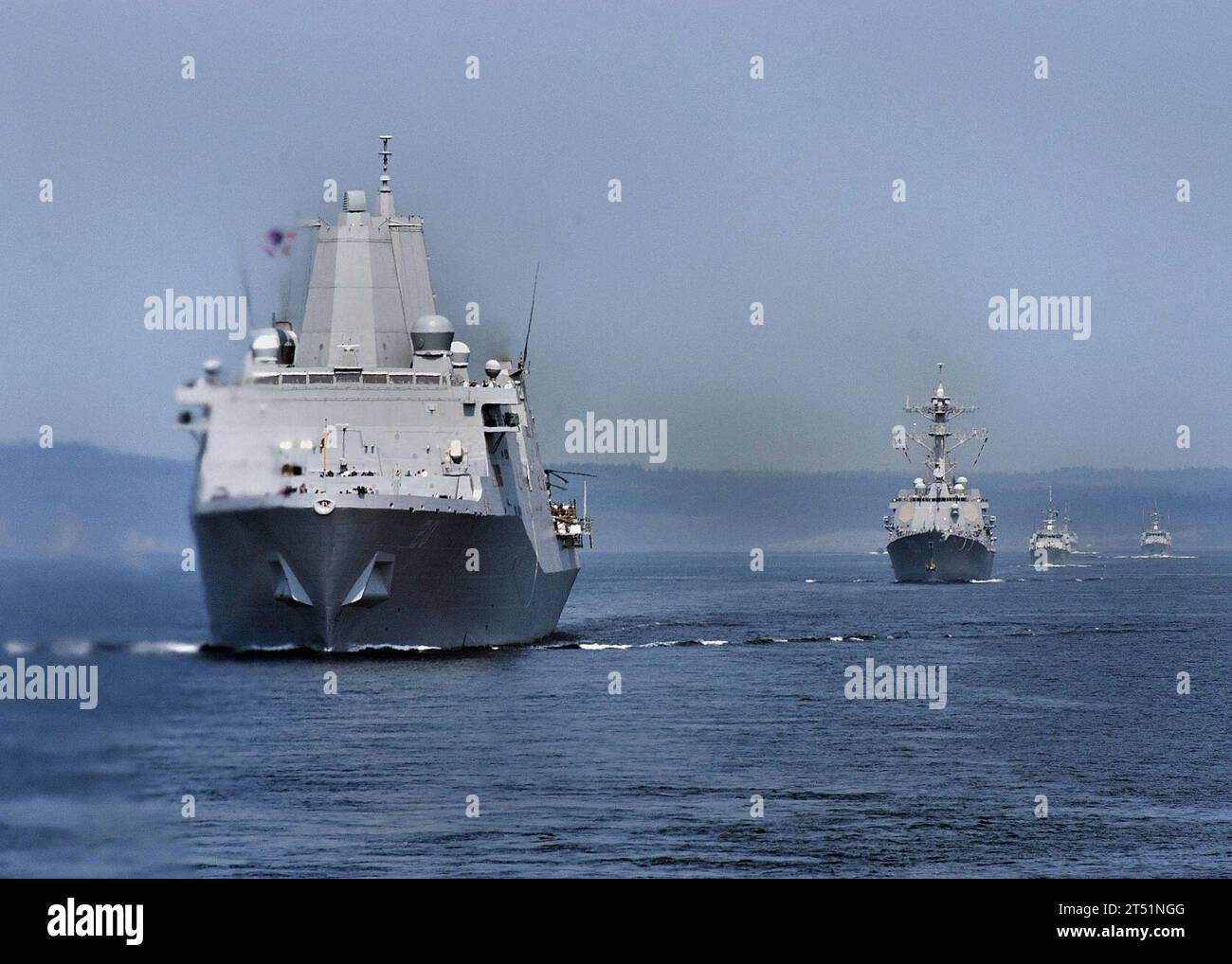 Navy ships pass during hi-res stock photography and images - Alamy
