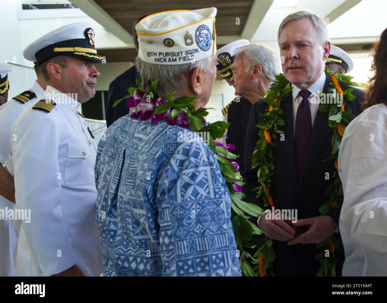 111207AC887-002 PEARL HARBOR (Dec. 7, 2011) Secretary of the Navy ...
