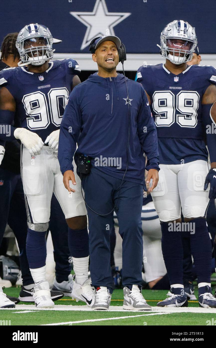 Dallas Cowboys defensive line coach Andre Durde stands on the sideline ...