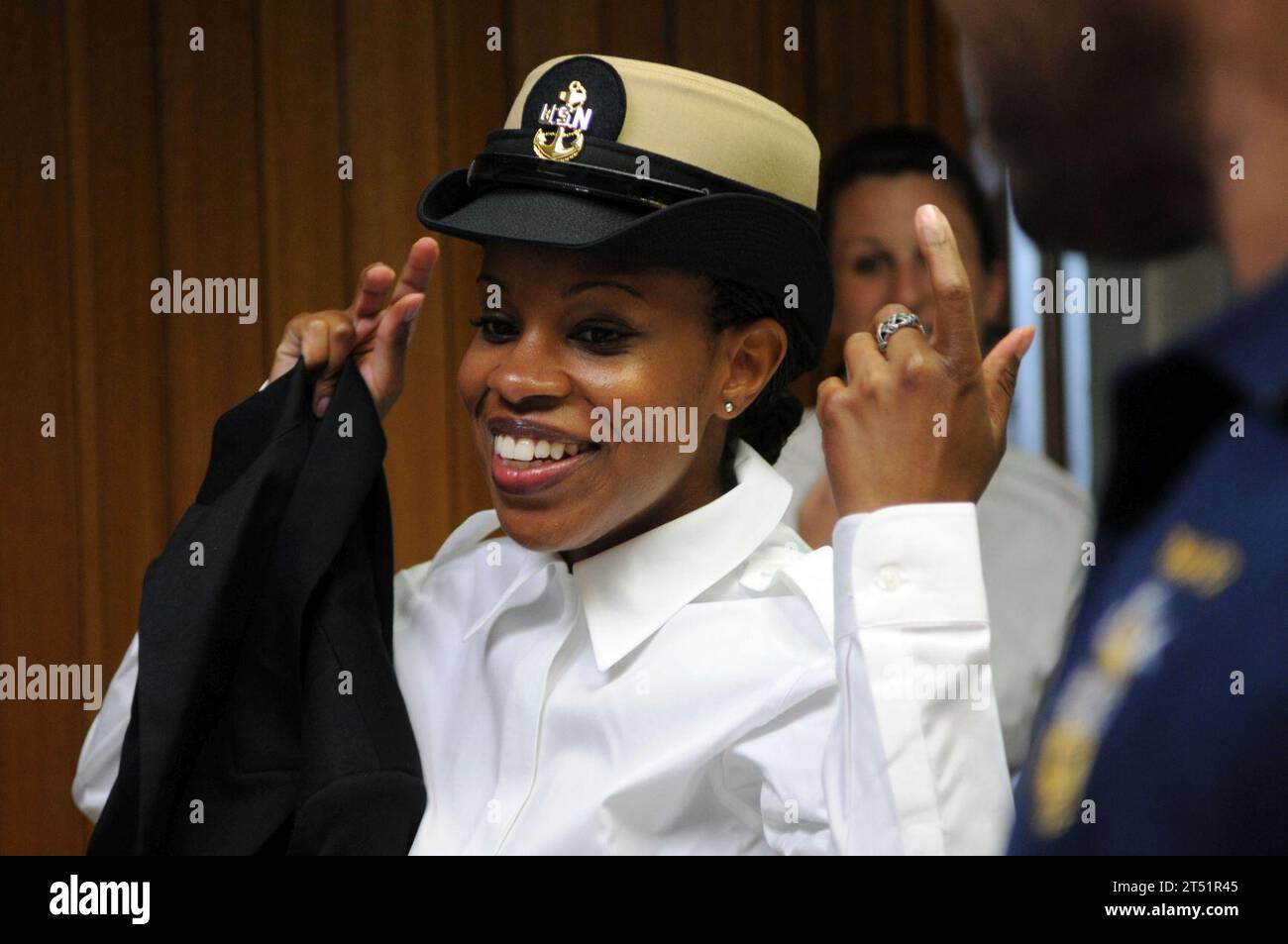 2009 Sailor of the Year Selectee, Arlington, HM1 Shalanda Brewer, navy ...