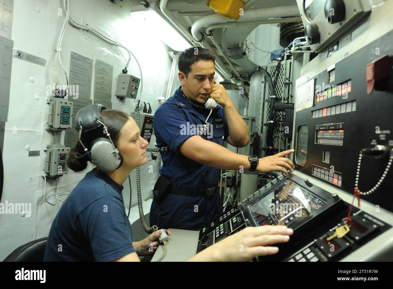 Expeditionary combat command combat camera hi-res stock photography and ...