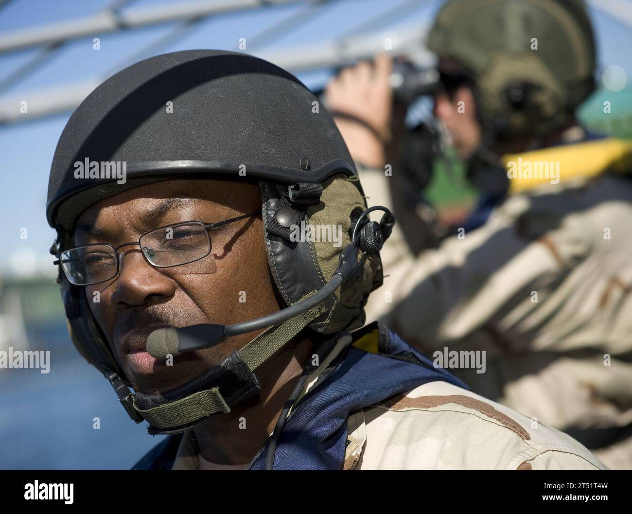 6932B, All Hands magazine, Defense Media Activity, Expeditionary ...