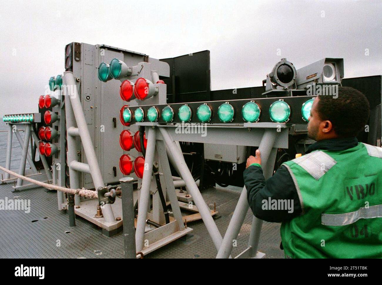 9703034989W-001 At sea aboard USS George Washington (CVN 73) Mar. 3 ...