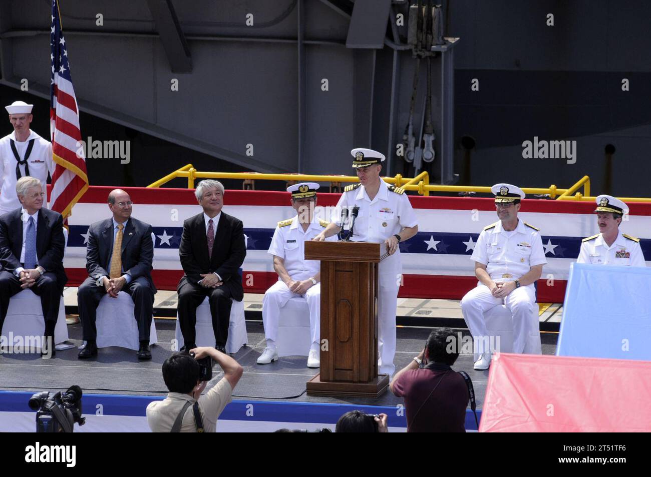 0809258546L-735 YOKOSUKA, Japan (Sept. 25 2008) Capt. J.R. Haley ...