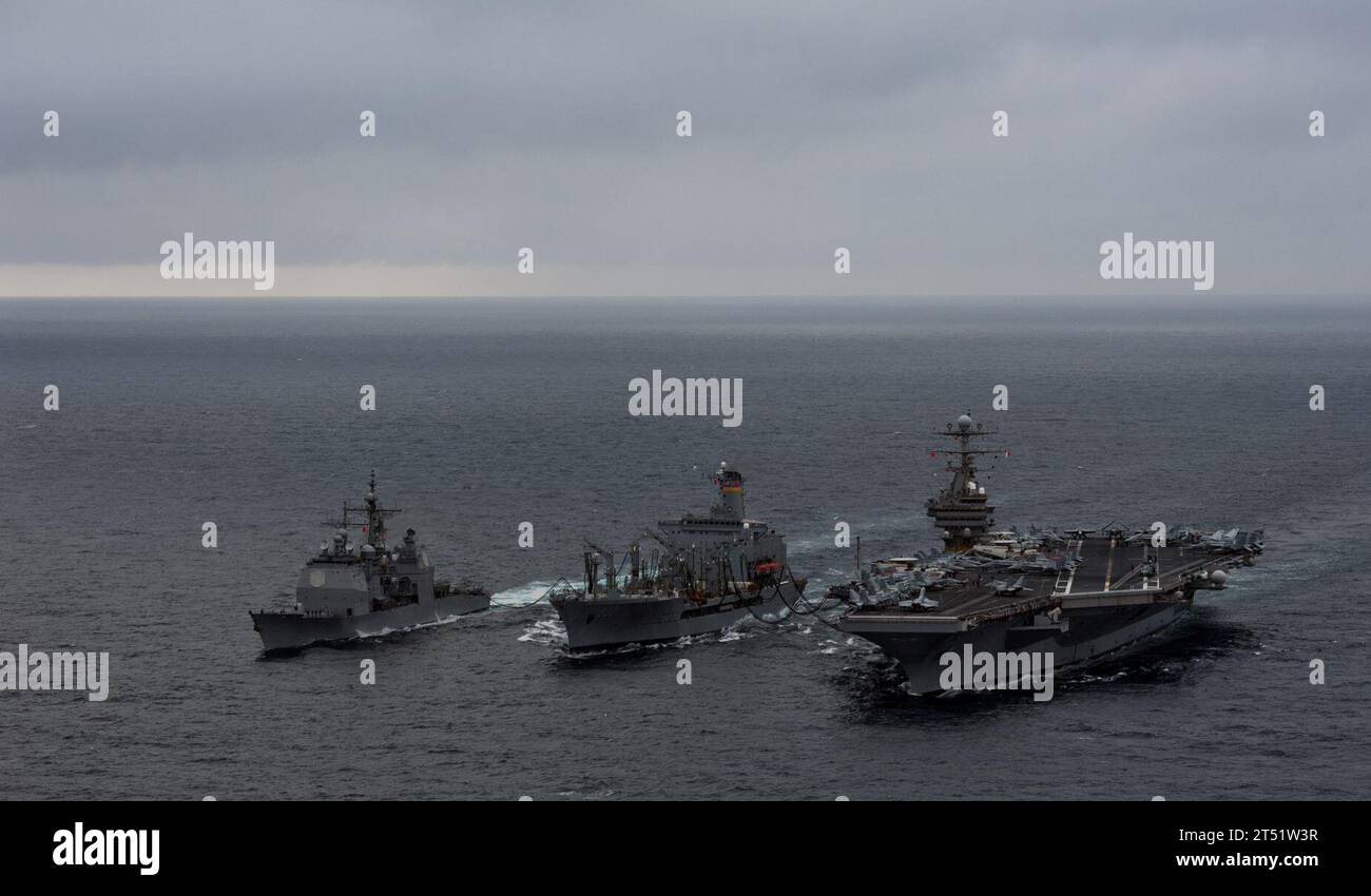 110926TU221-415 PACIFIC OCEAN (Sept. 26, 2011) The Nimitz-class ...