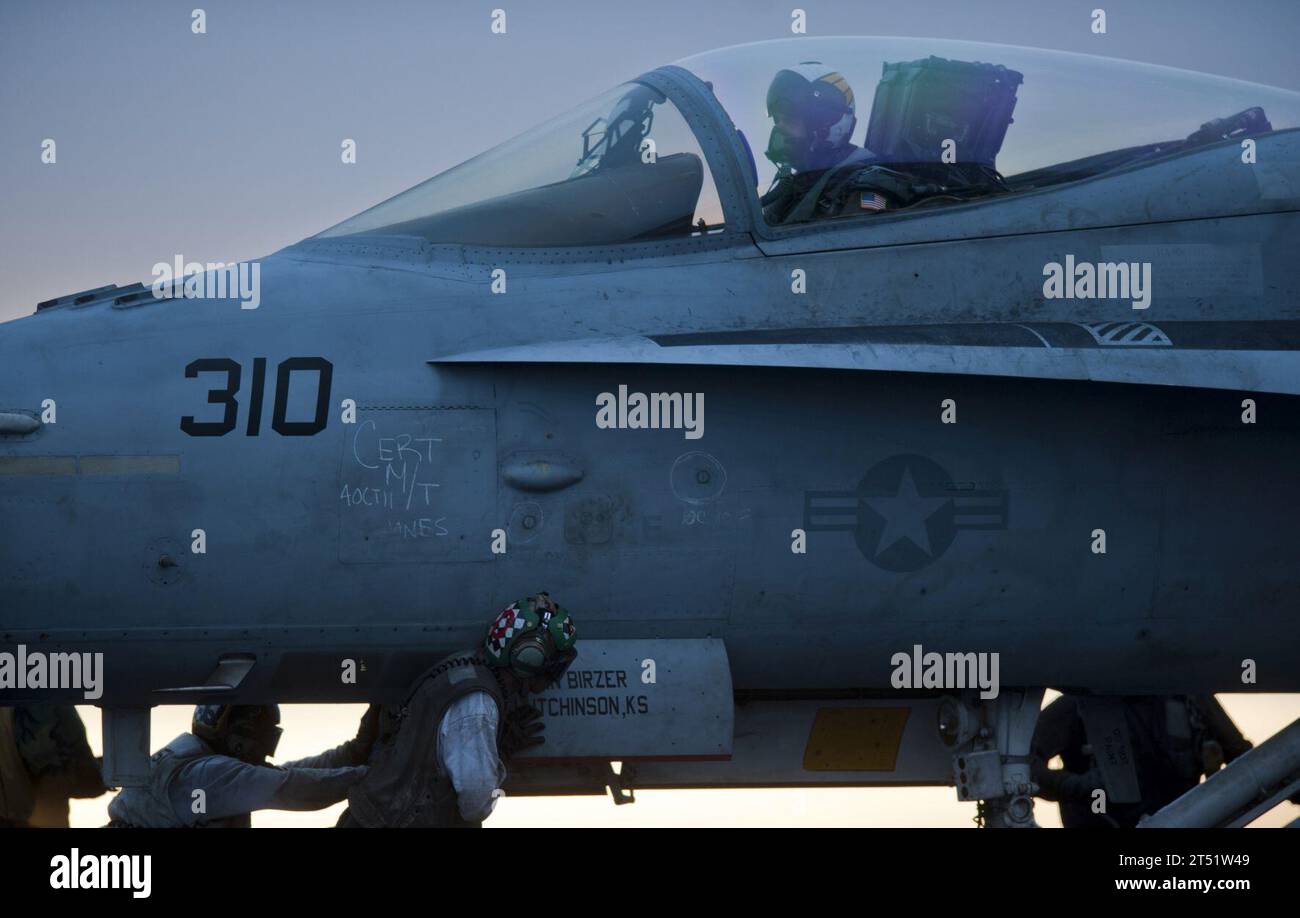 111005TU221-427 PACIFIC OCEAN (Oct. 5, 2011) Sailors push back an F/A ...