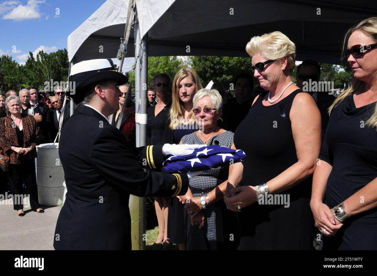 actor, Calif. Gov. Arnold Schwarzenegger, coffin, flag draped, funeral ...