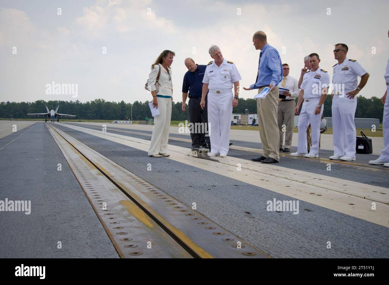 Lakehurst naval base hi-res stock photography and images - Alamy