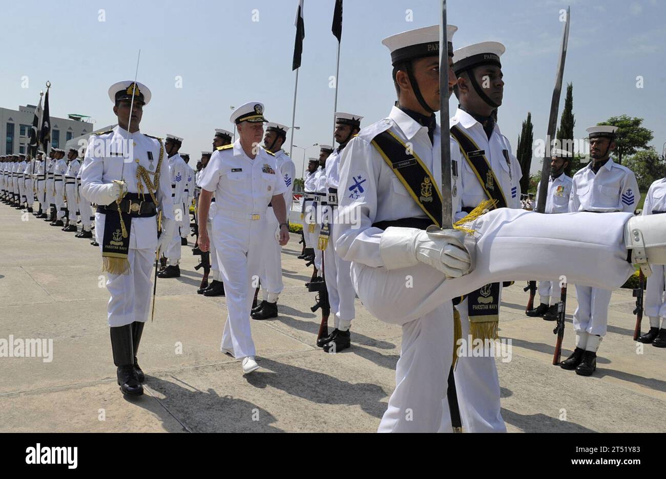 Pakistan navy sailors hi-res stock photography and images - Alamy