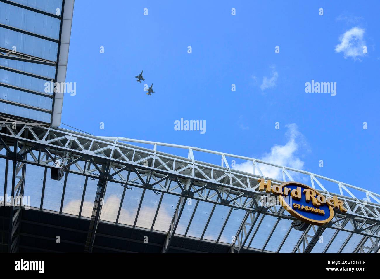 Two Air Force F-16 fighter jets flyover the Hard Rock Stadium during ...