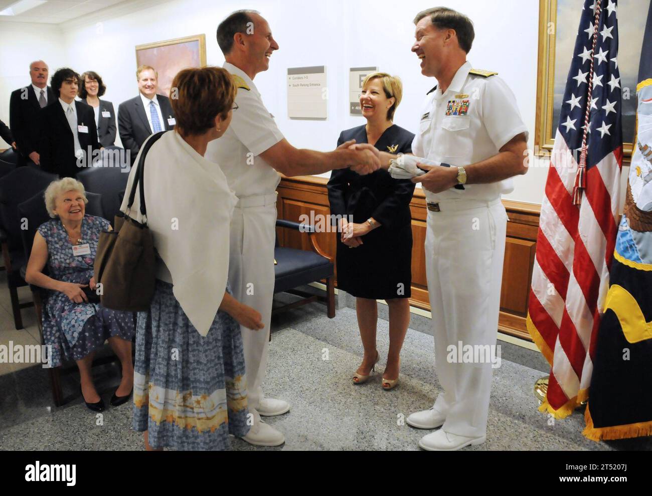 Residential four star flag hi-res stock photography and images - Alamy