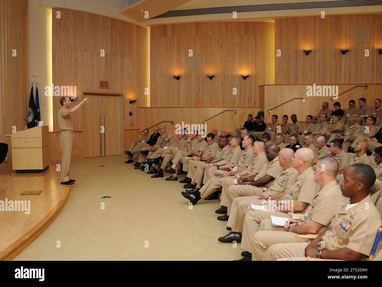 Adm. Jonathan Greenert, Admiral, CNO, iss Stock Photo - Alamy
