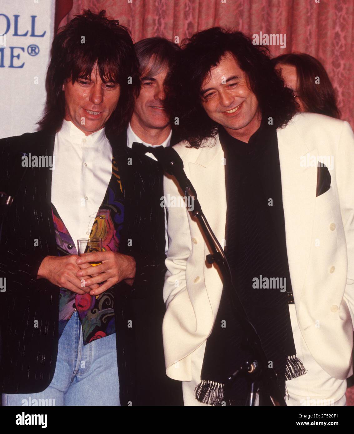 Jeff beck and jimmy page hi-res stock photography and images - Alamy