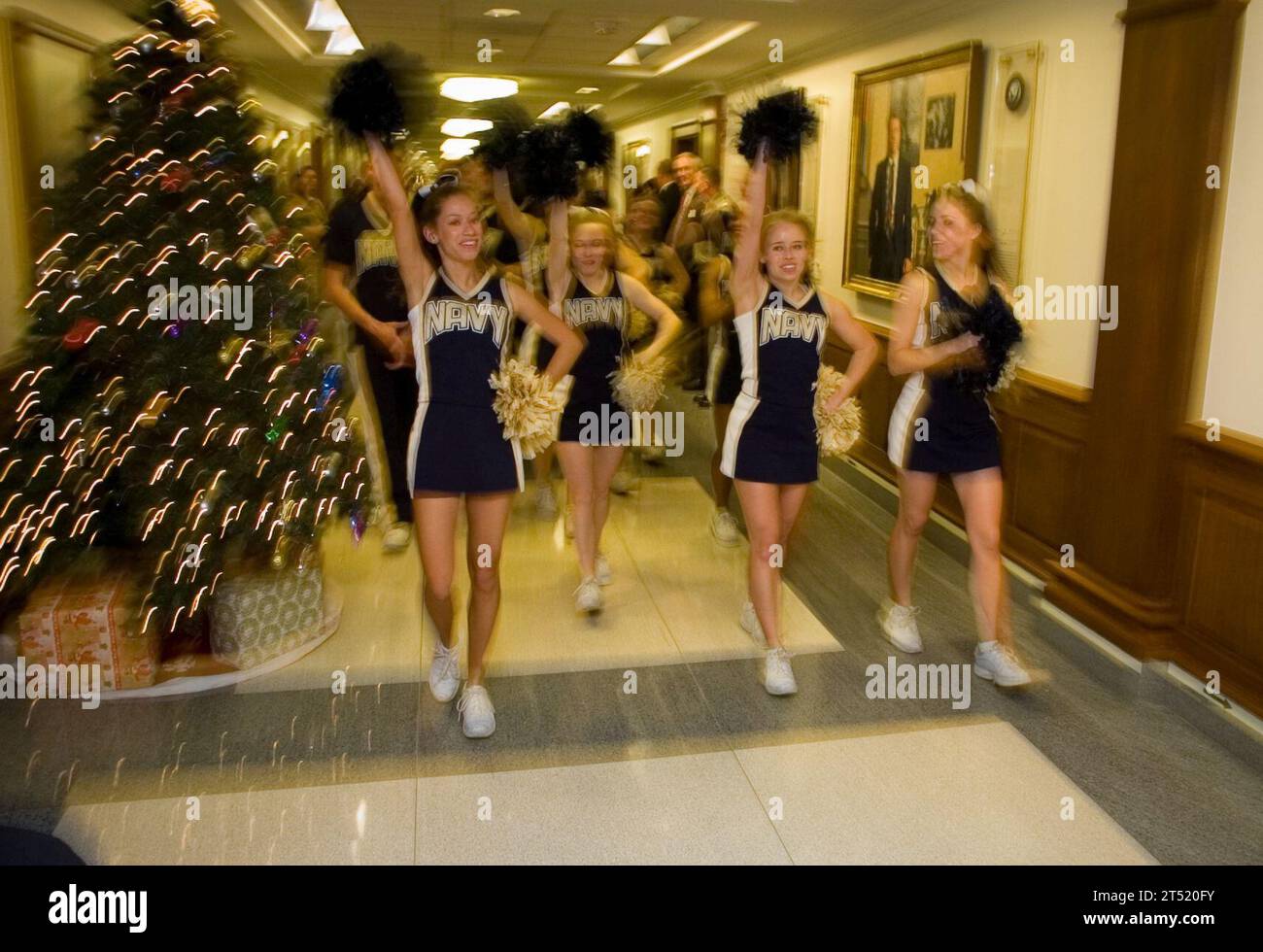 0611300696M-047 Washington, D.C. (Nov. 30, 2006) - U.S. Naval Academy ...