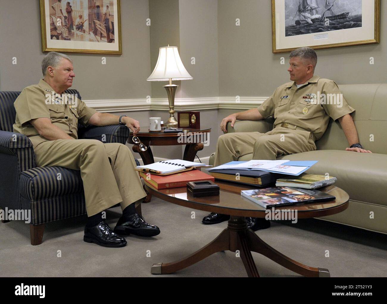Admiral, award, ceremony, Chief of Naval Operations Stock Photo - Alamy