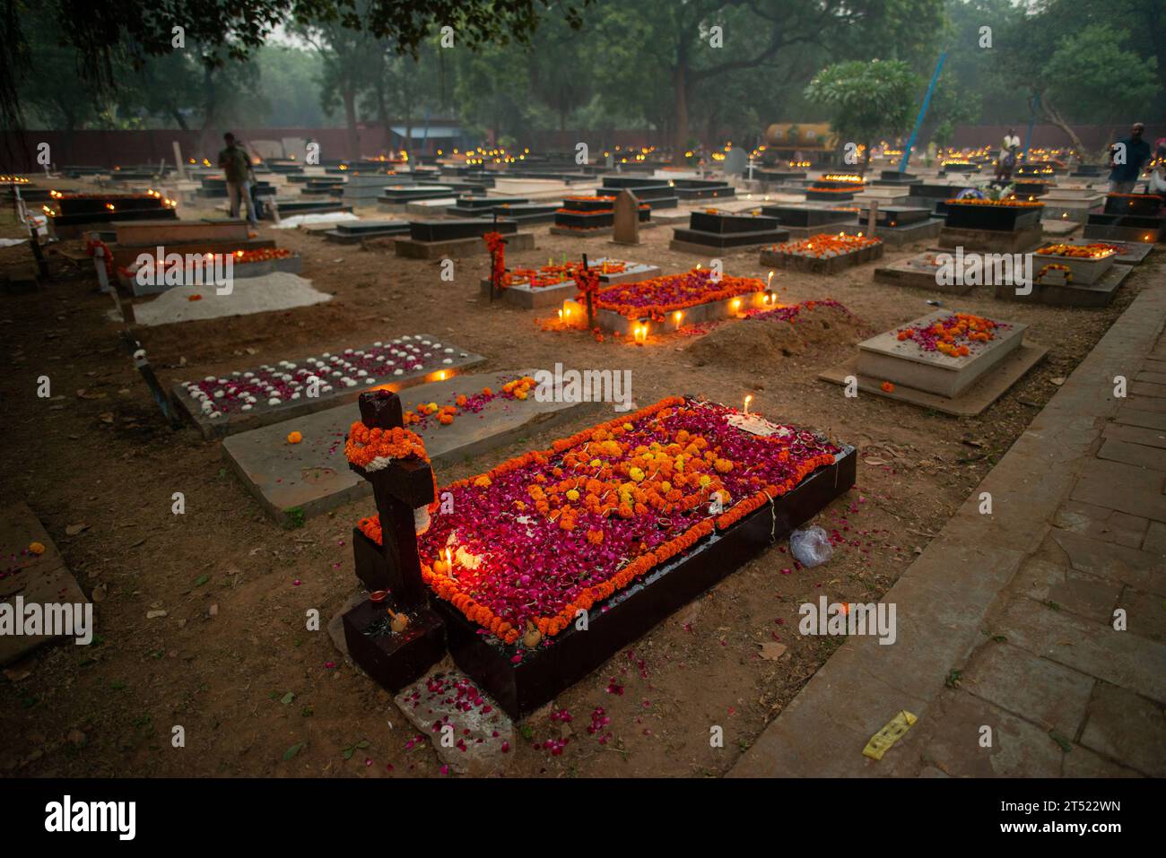 Delhi cantonment christian cemetery hi-res stock photography and images - Alamy