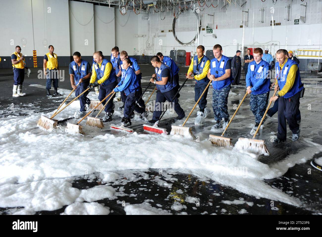 Aqueous film forming foam afff hi-res stock photography and images - Alamy