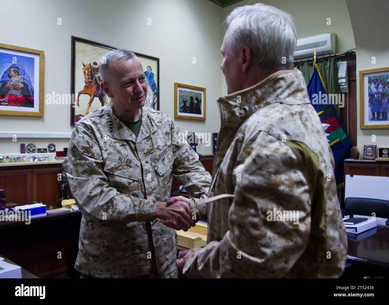 111217AC887-720 KABUL, Afghanistan (Dec. 17, 2011) The Secretary of the ...