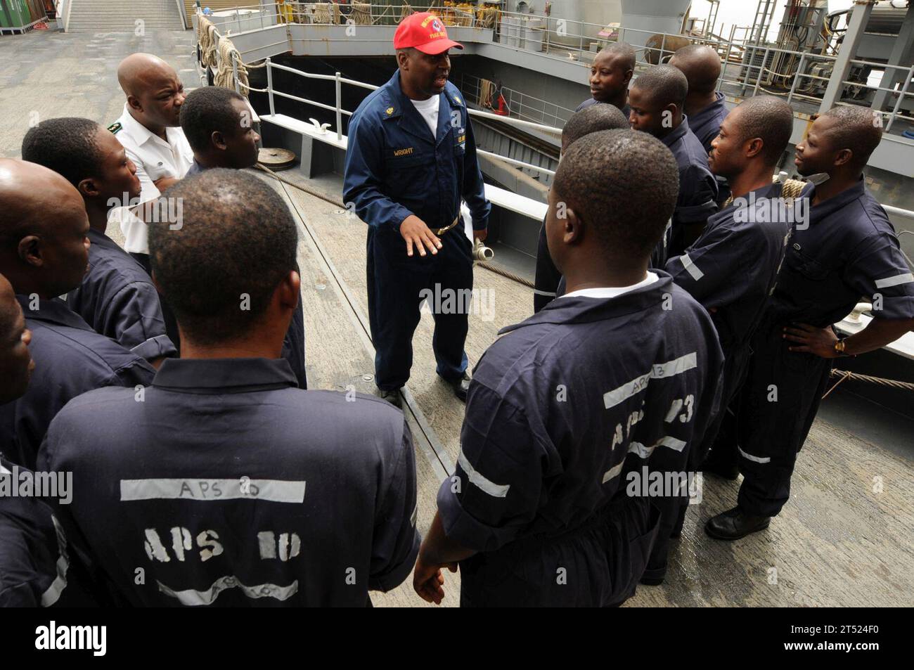 Africa Partnership Station (APS) West, USS Gunston Hall (LSD 44 Stock ...