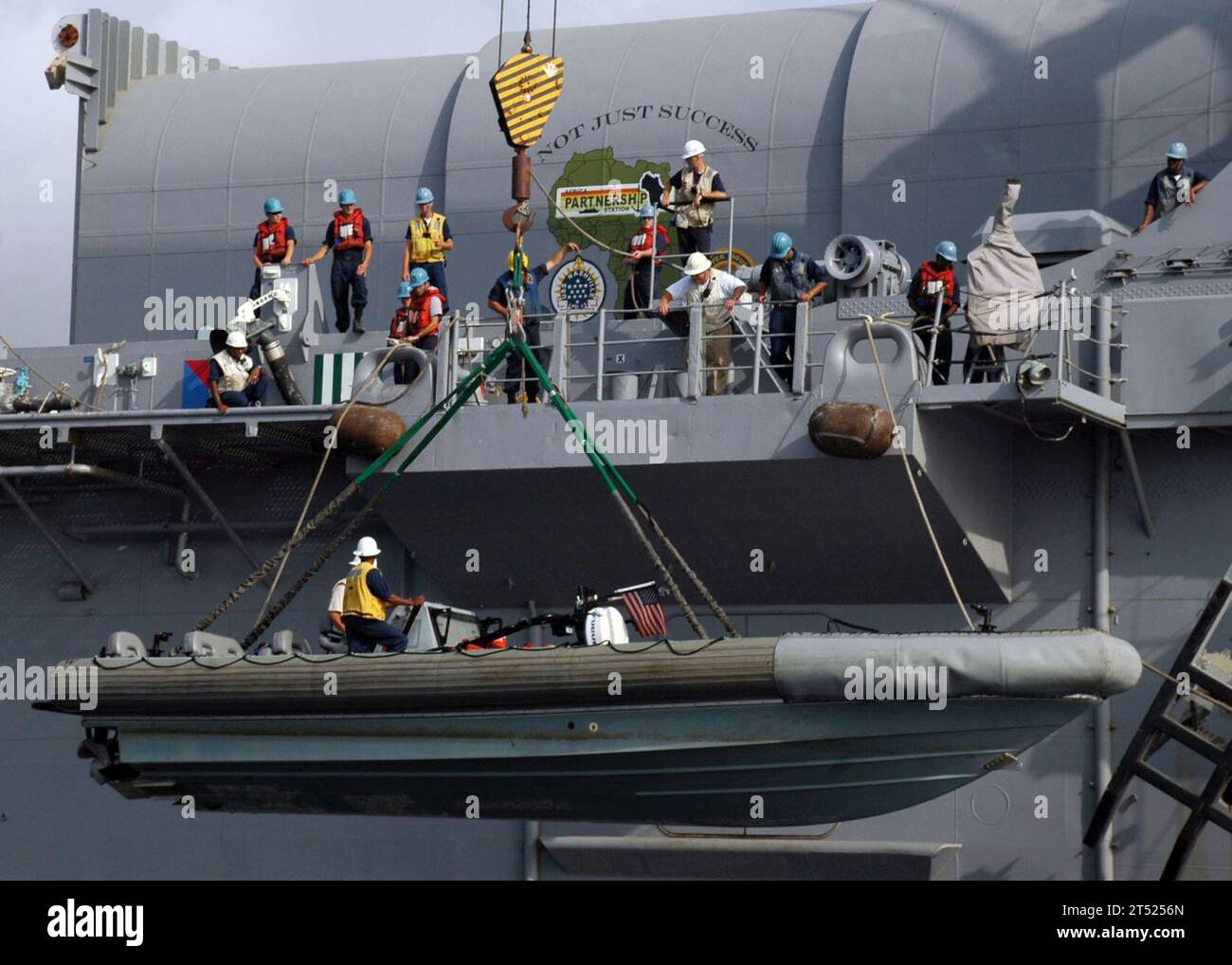 Lagos nigeria port hi-res stock photography and images - Alamy