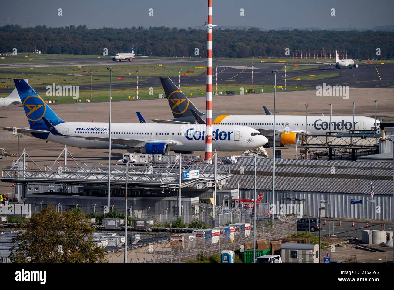 Gate 36 hi-res stock photography and images - Alamy