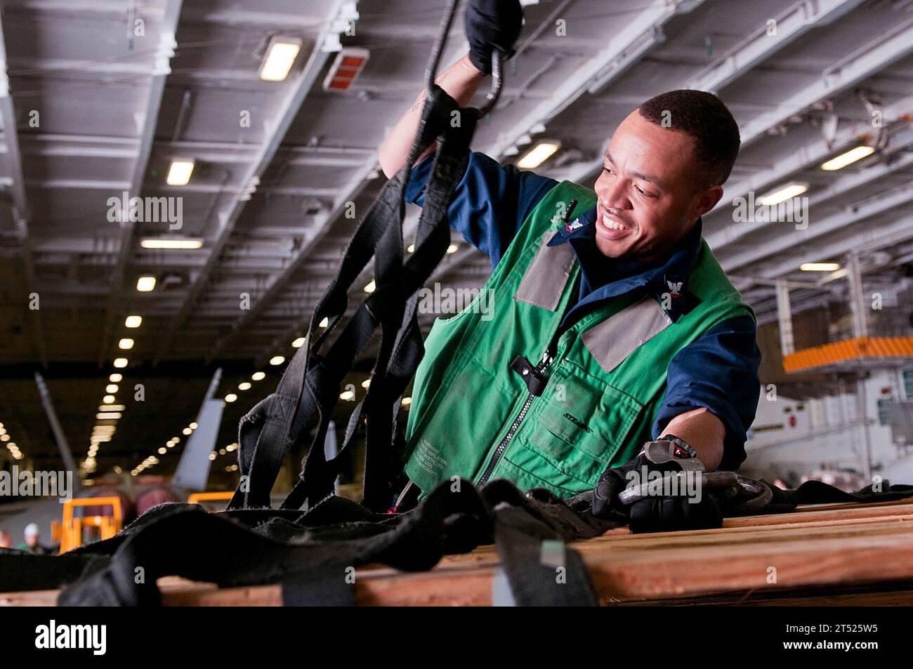 African American Sailor, cargo net, pallet, U.S. navy photo, USS John C ...