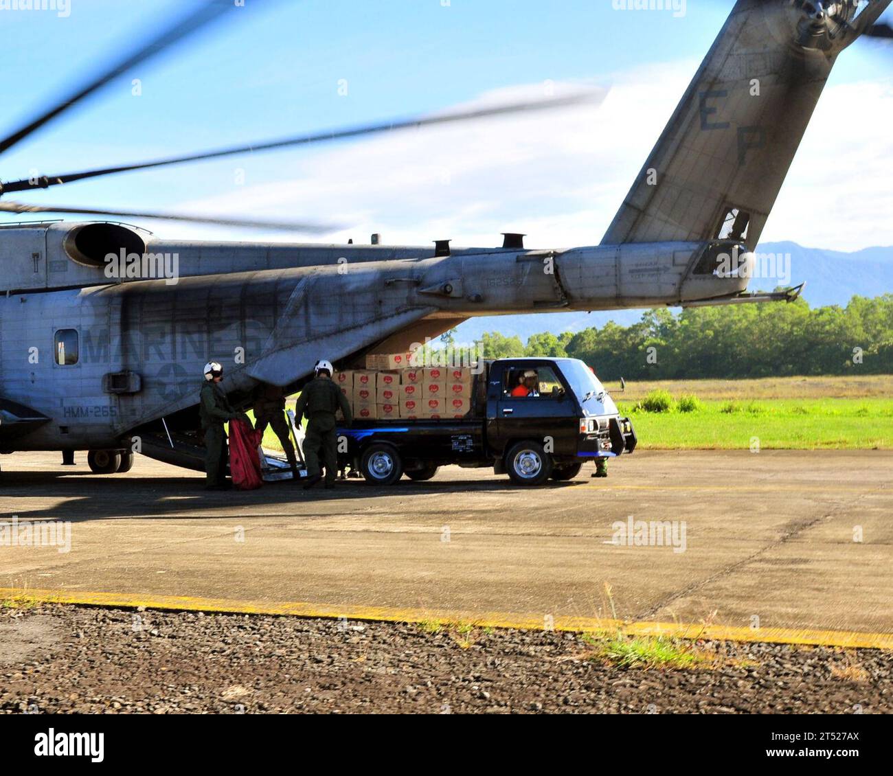 Earthquake recovery hi-res stock photography and images - Alamy