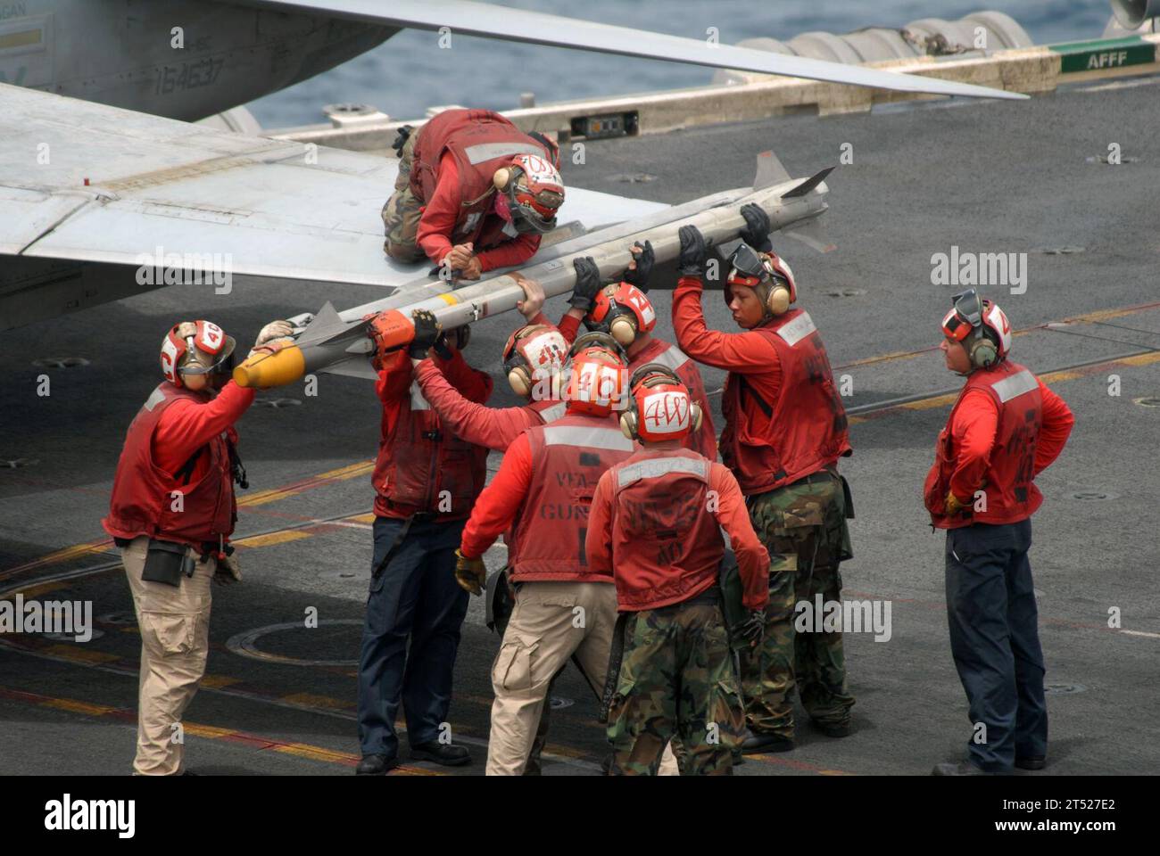 Aviation ordnancemen from fighter squadron hi-res stock photography and ...