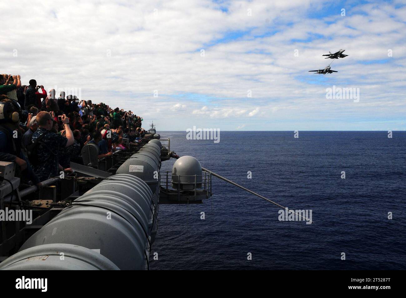 110905UO379-467 PACIFIC OCEAN (Sept. 5, 2011) An F/A-18F Super Hornet ...